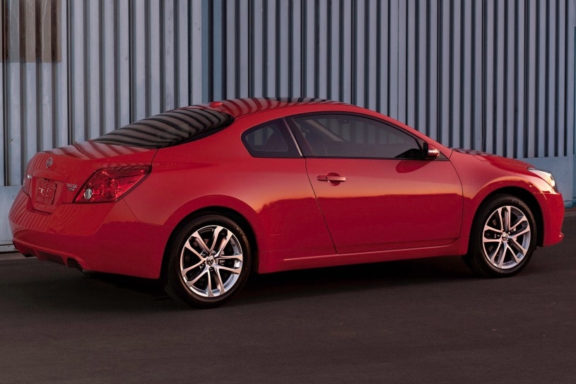 2013 Nissan Altima Pictures - 303 Photos | Edmunds