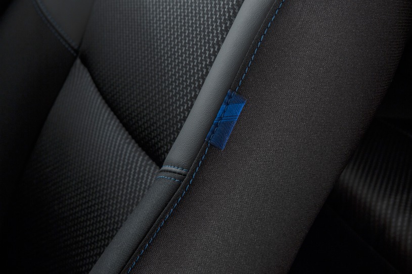 2016 Nissan Altima Pictures - 46 Photos | Edmunds