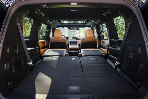 2025 Nissan Armada Interior Pictures