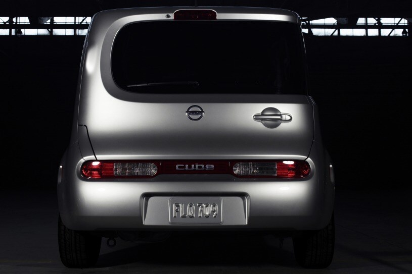 2010 Nissan Cube Pictures - 86 Photos | Edmunds