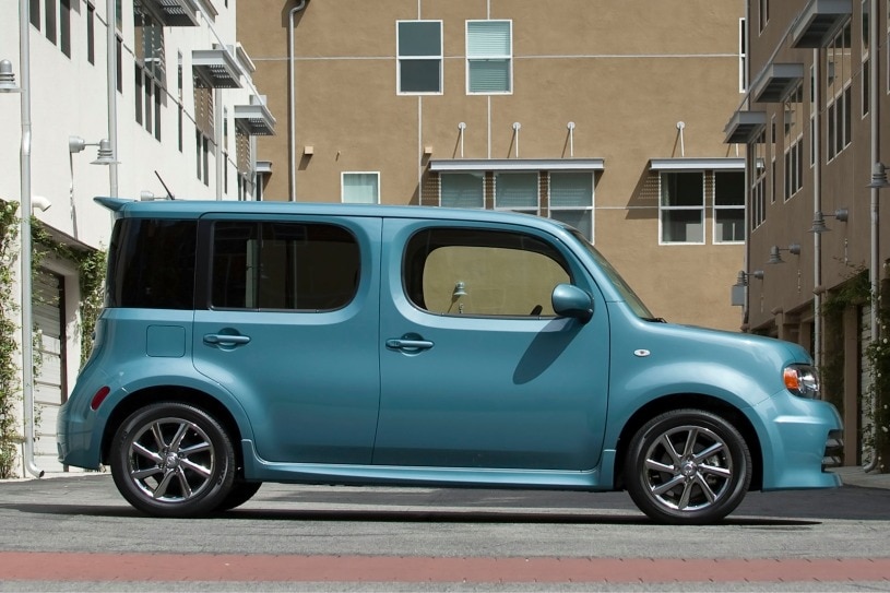 2012 Nissan Cube Pictures - 28 Photos | Edmunds