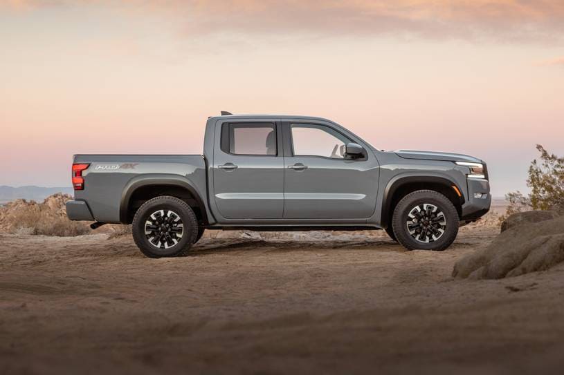 2023 Nissan Frontier Pictures - 105 Photos | Edmunds