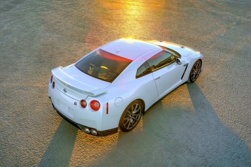 2015 Nissan GT-R Exterior Pictures