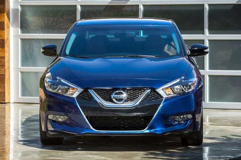 2016 Nissan Maxima Pictures - 342 Photos | Edmunds