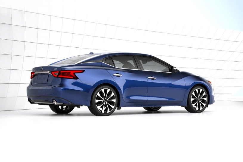 2018 Nissan Maxima Pictures - 101 Photos | Edmunds