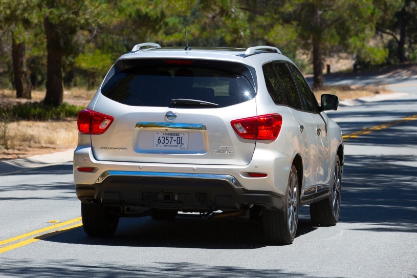 2017 Nissan Pathfinder Pictures - 78 Photos | Edmunds