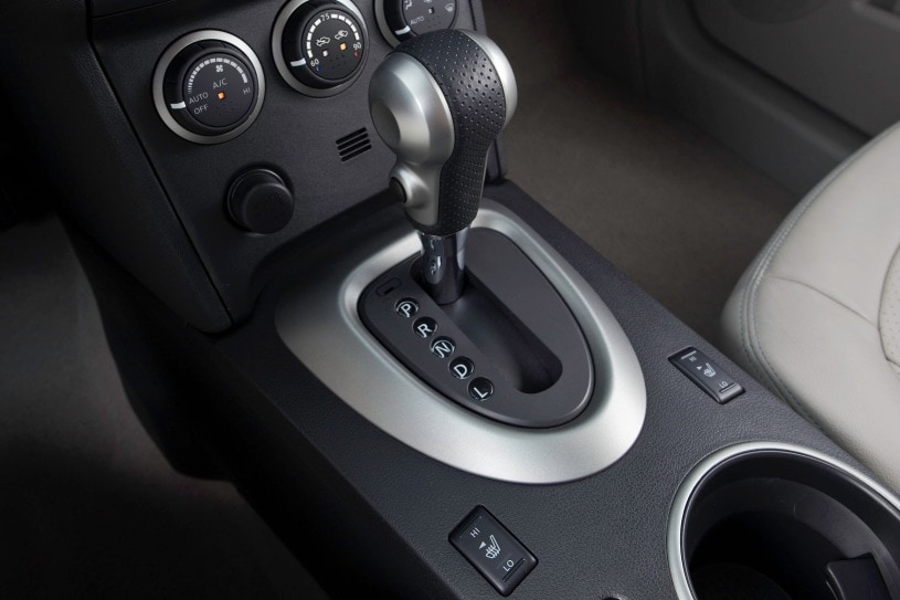 2013 Nissan Rogue Pictures - 174 Photos | Edmunds