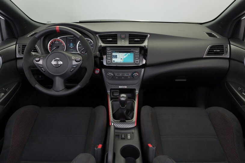 2017 Nissan Sentra Interior Pictures