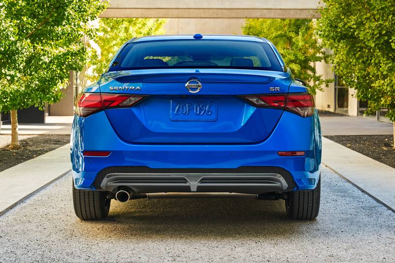 2020 Nissan Sentra Pictures - 112 Photos | Edmunds