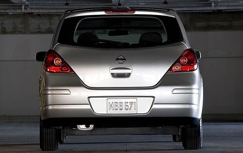 Used 2008 Nissan Versa Hatchback Pricing - For Sale | Edmunds