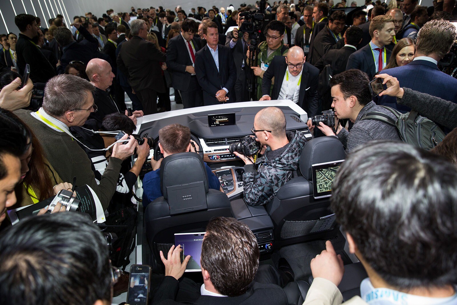 Car Tech Trends At The 2015 Consumer Electronics Show Edmunds