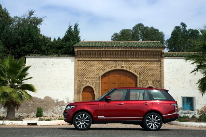2013 Land Rover Range Rover in Morocco Picture Gallery | Edmunds