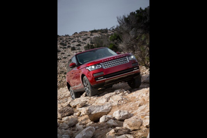 2013 Land Rover Range Rover in Morocco Picture Gallery | Edmunds