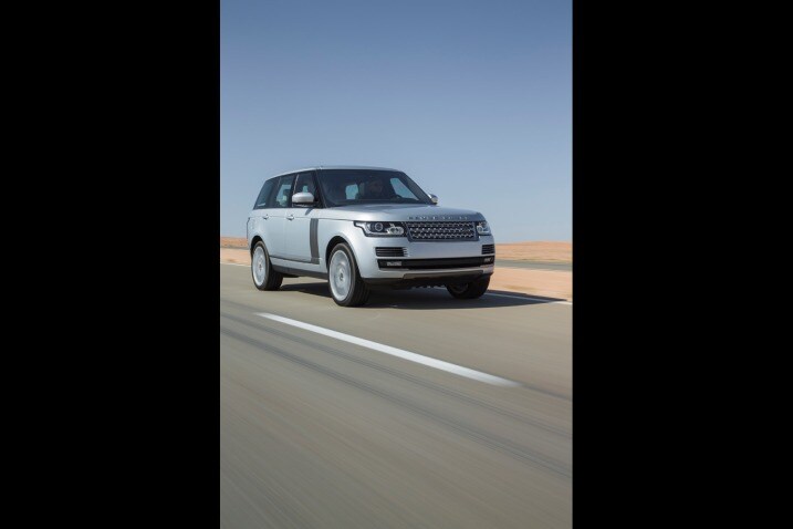 2013 Land Rover Range Rover in Morocco Picture Gallery | Edmunds