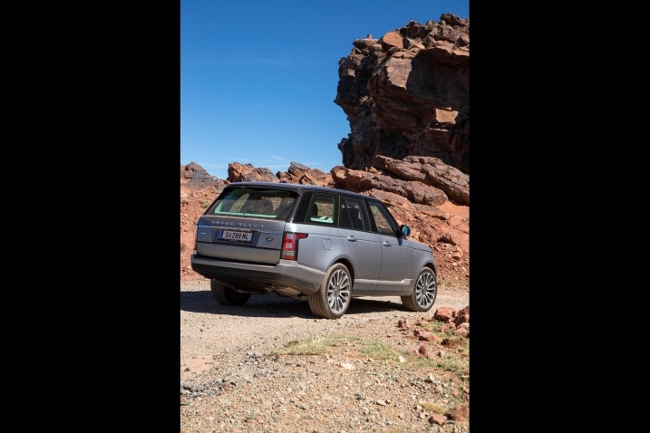 2013 Land Rover Range Rover in Morocco Picture Gallery | Edmunds