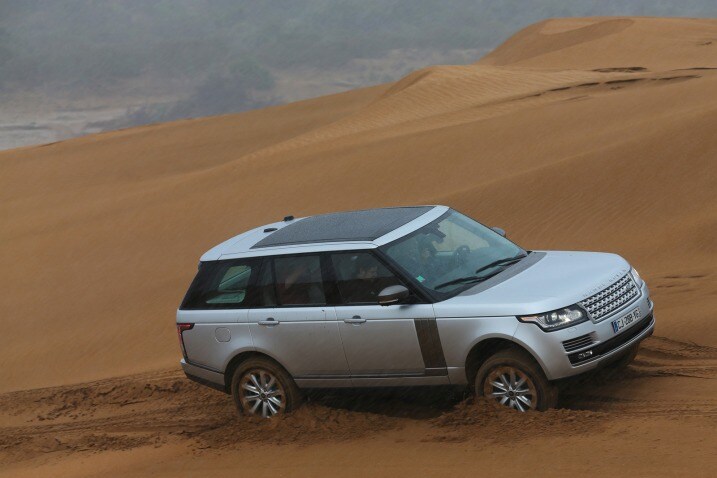 2013 Land Rover Range Rover in Morocco Picture Gallery | Edmunds