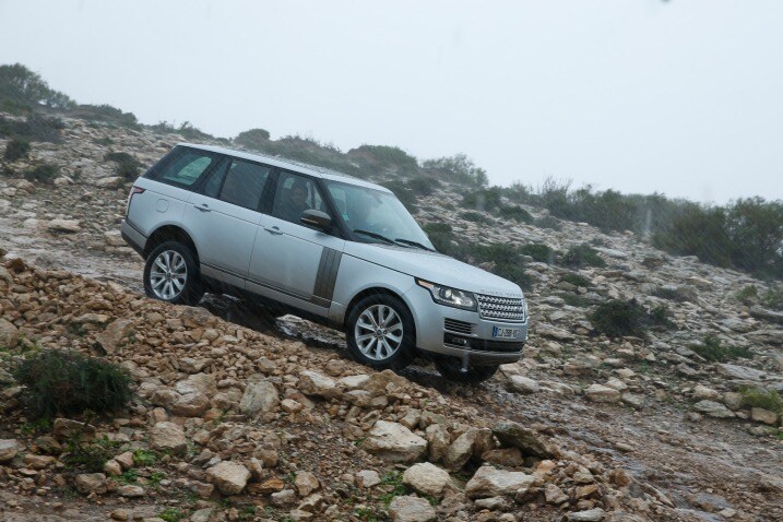 2013 Land Rover Range Rover in Morocco Picture Gallery | Edmunds