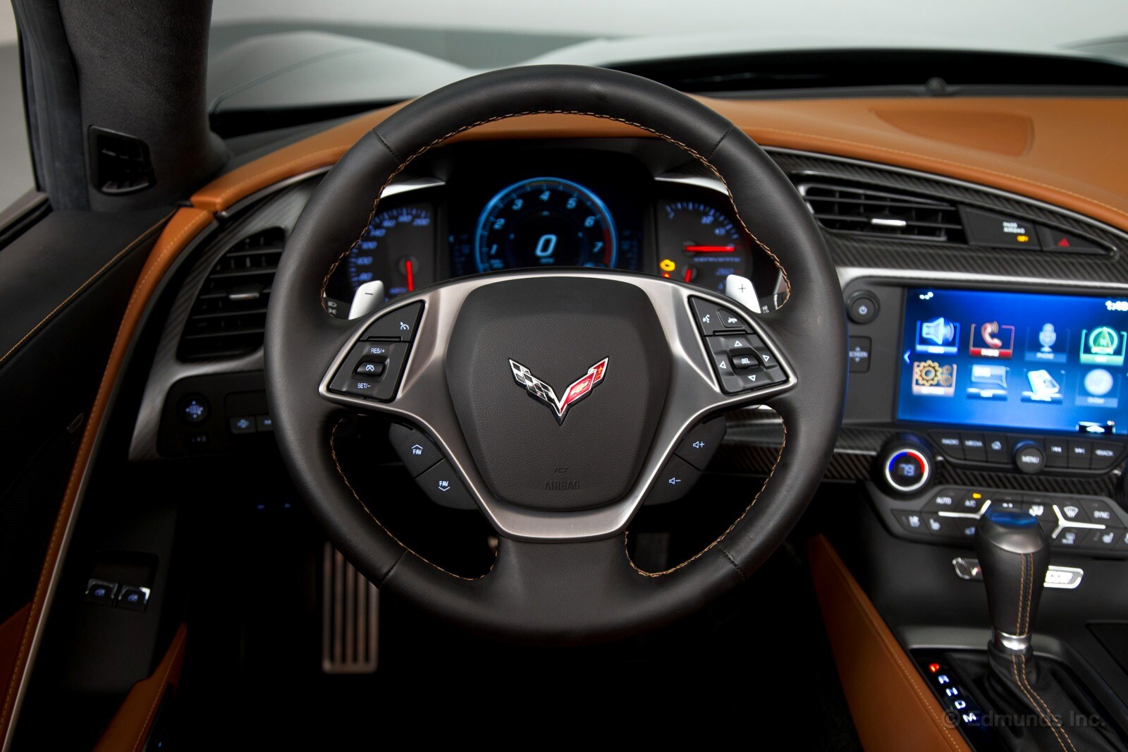 Edmunds and Autoweek do C7 vert video closeups - Page 2 - CorvetteForum ...