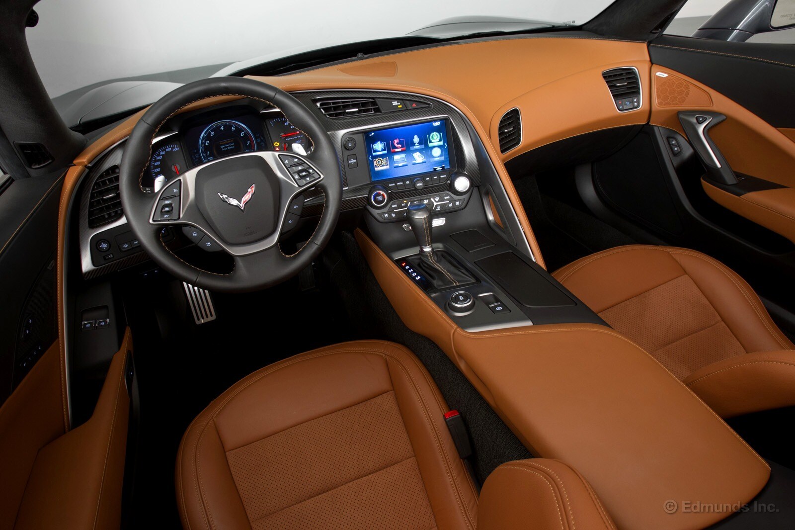 Edmunds and Autoweek do C7 vert video closeups - Page 2 - CorvetteForum ...