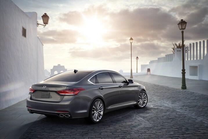 2015 Family Sedans Picture Gallery | Edmunds