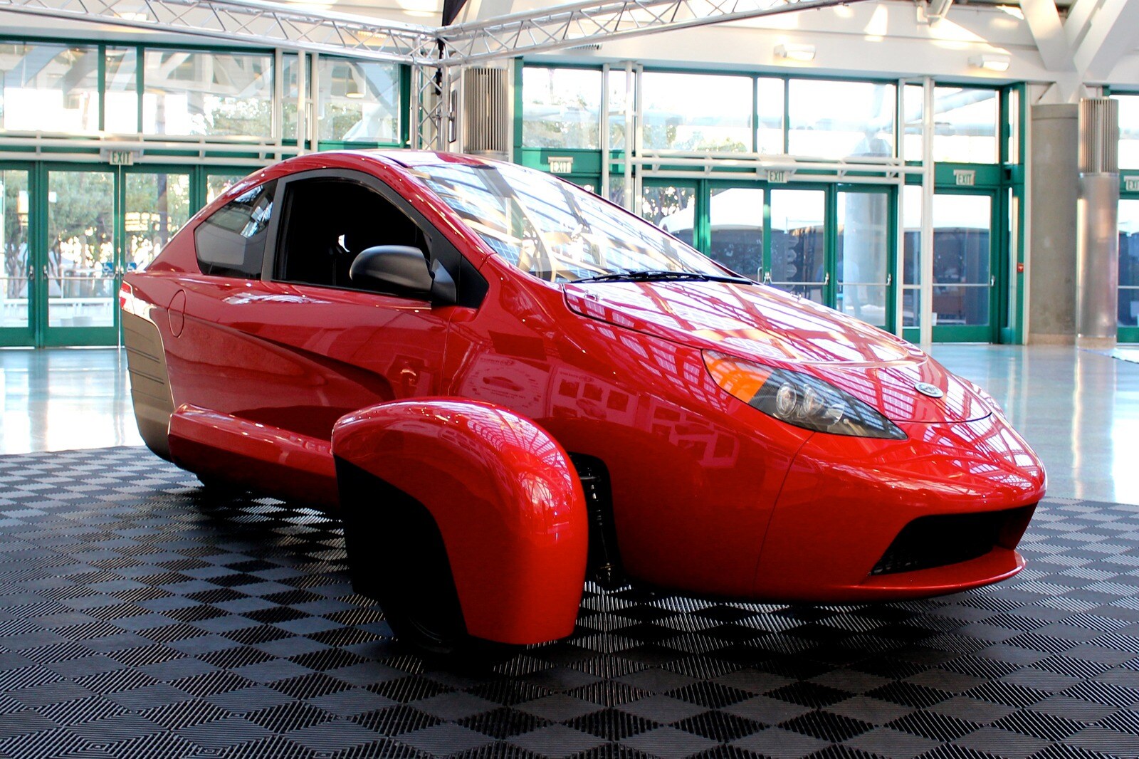 Elio Motors Sets Up Test Shop, Plans to Start Production Next Year ...