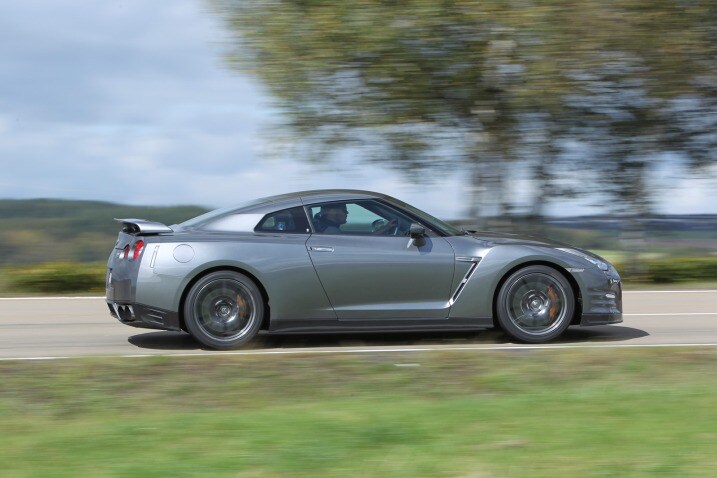 2013 Nissan GT-R Picture Gallery | Edmunds