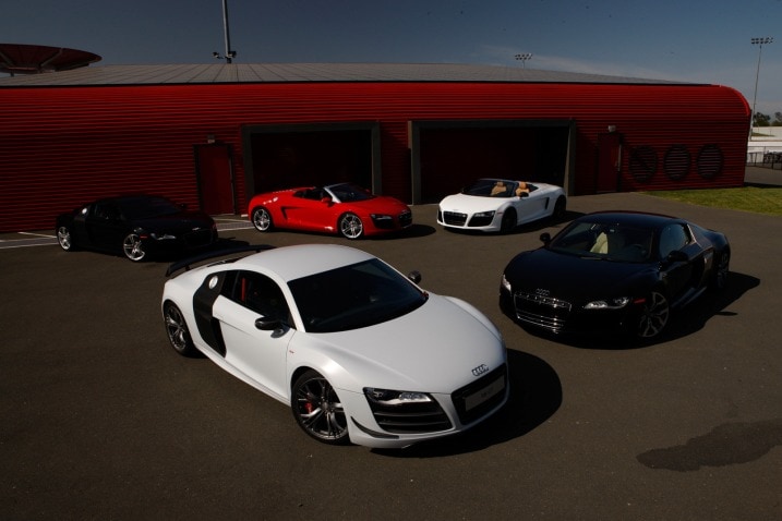 Audi R8 Picture Gallery | Edmunds