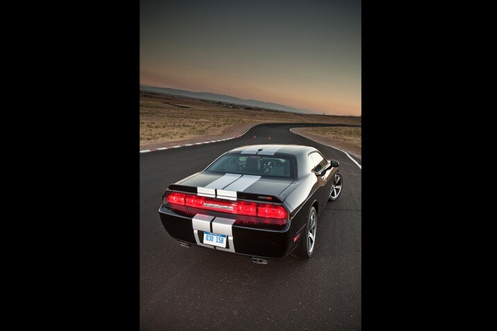 2012 SRT Model Line Picture Gallery | Edmunds