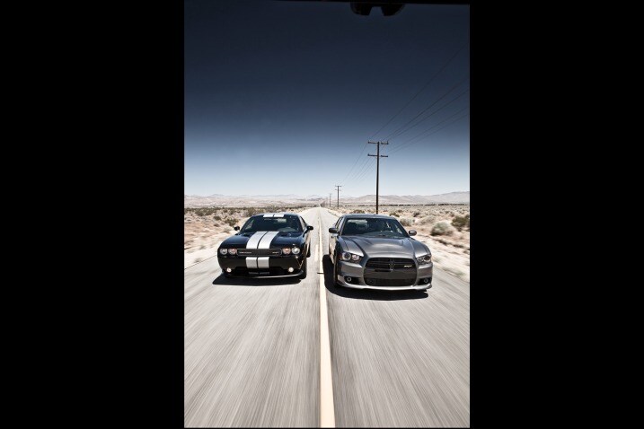 2012 SRT Model Line Picture Gallery | Edmunds