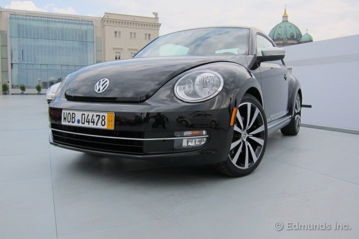 2012 Volkswagen Beetle 2.0 Turbo Picture Gallery | Edmunds