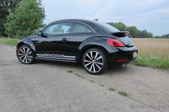 2012 Volkswagen Beetle 2.0 Turbo Picture Gallery | Edmunds