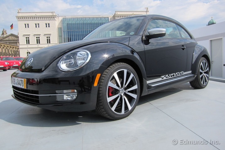 2012 Volkswagen Beetle 2.0 Turbo Picture Gallery | Edmunds