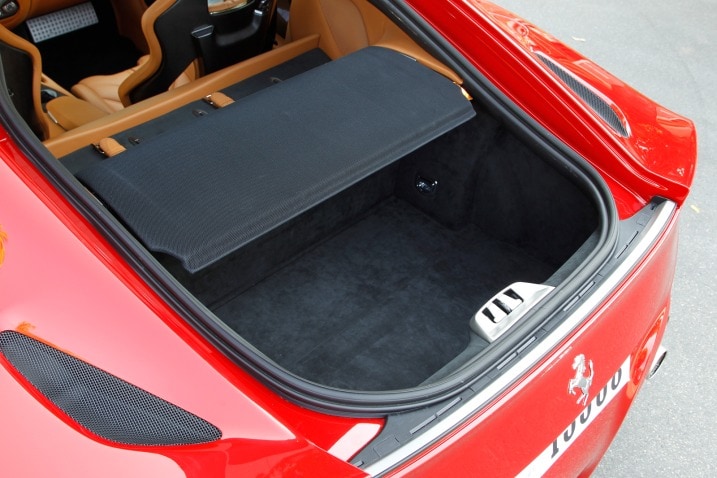 2013 Ferrari F12 Berlinetta Picture Gallery | Edmunds