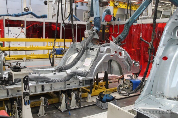 Bentley Factory Tour Picture Gallery | Edmunds