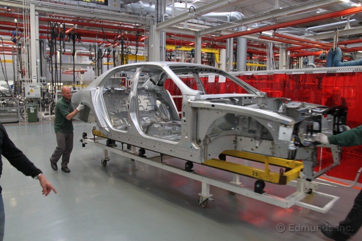 Bentley Factory Tour Picture Gallery | Edmunds