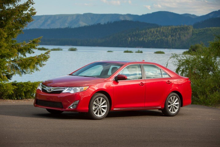2012 Toyota Camry Picture Gallery | Edmunds