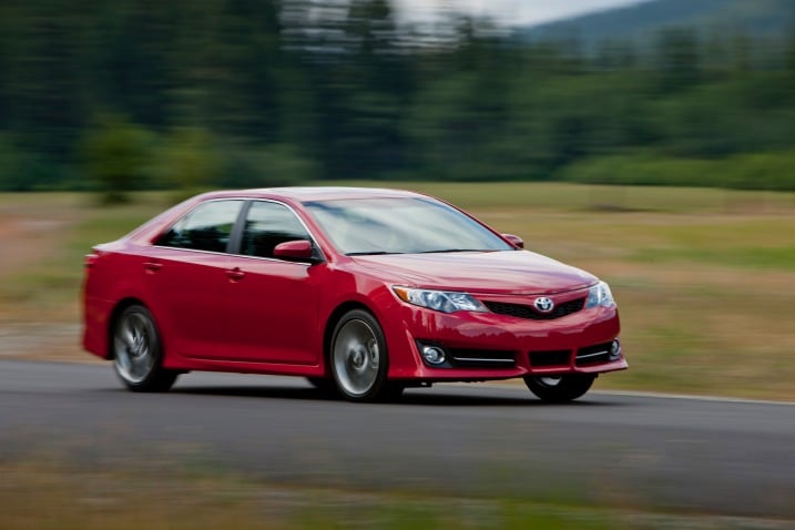 2012 Toyota Camry Picture Gallery | Edmunds