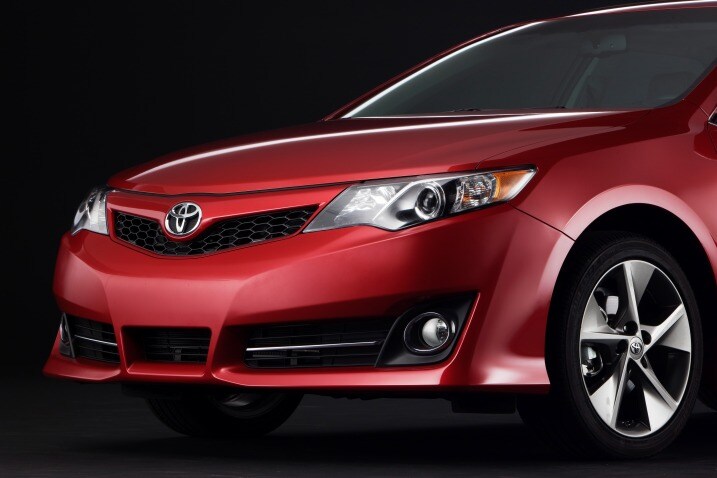 2012 Toyota Camry Picture Gallery | Edmunds