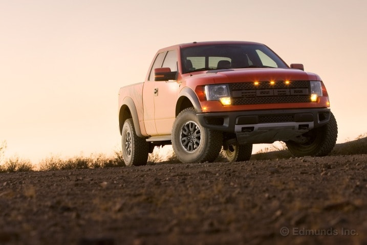 2010 Ford F-150 SVT Raptor Picture Gallery | Edmunds