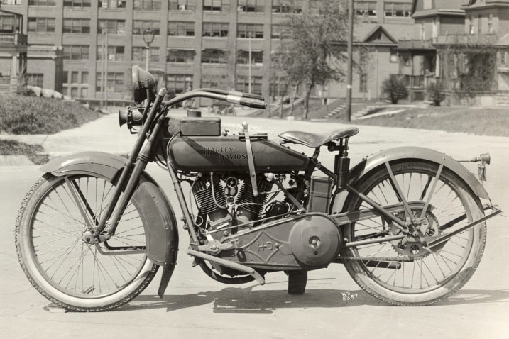 The History of Harley-Davidson Picture Gallery | Edmunds