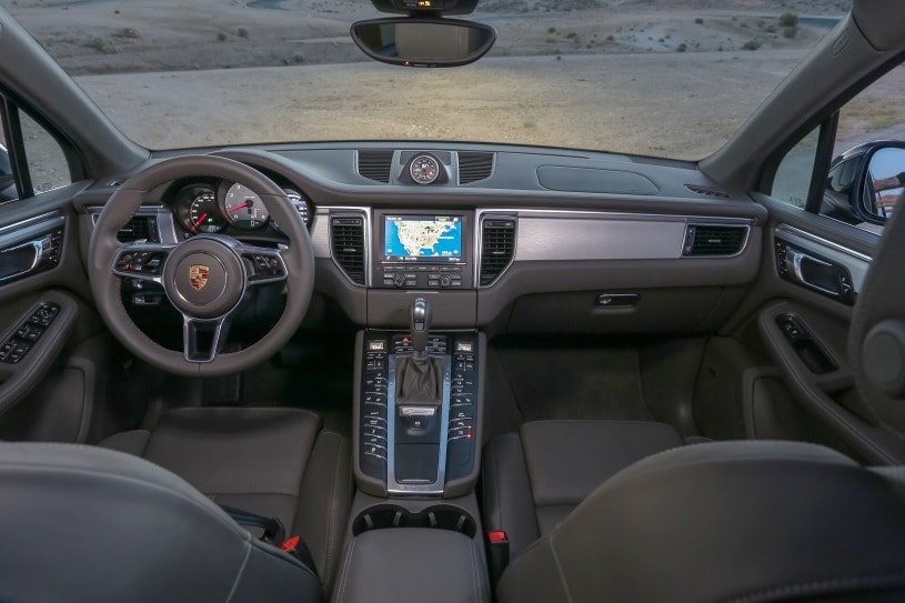 2017 Porsche Macan Pictures - 248 Photos | Edmunds
