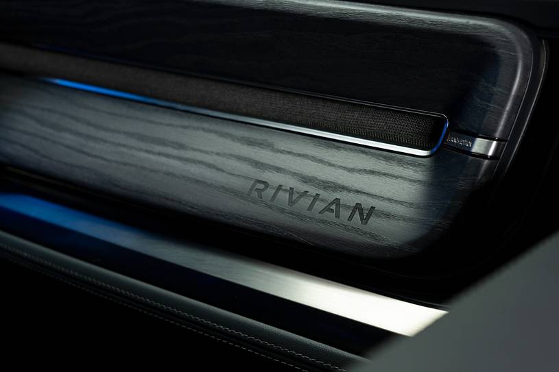 2022 Rivian R1T Pictures - 80 Photos | Edmunds