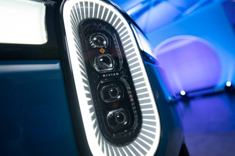 2022 Rivian R1T Pictures - 80 Photos | Edmunds