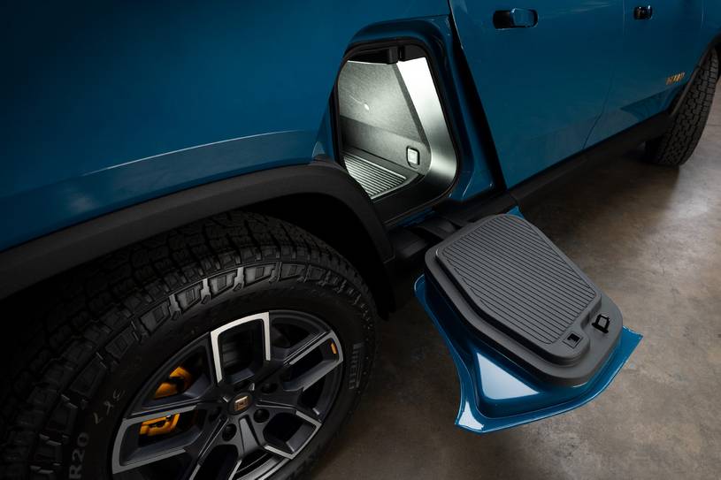 2022 Rivian R1T Pictures - 80 Photos | Edmunds