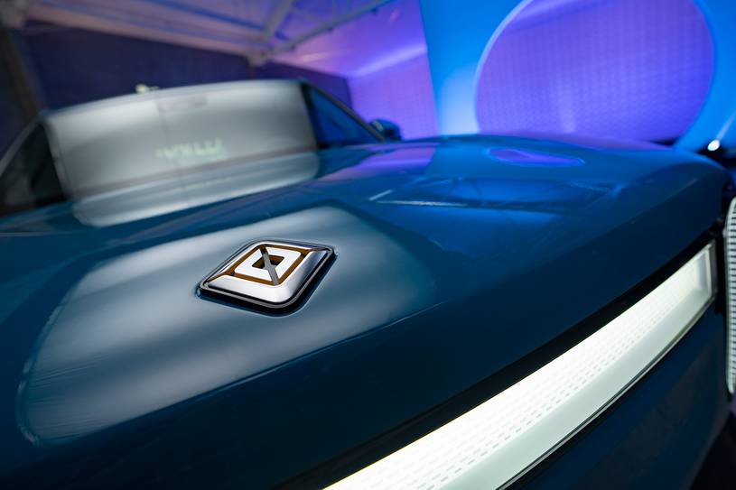 2022 Rivian R1T Pictures - 80 Photos | Edmunds