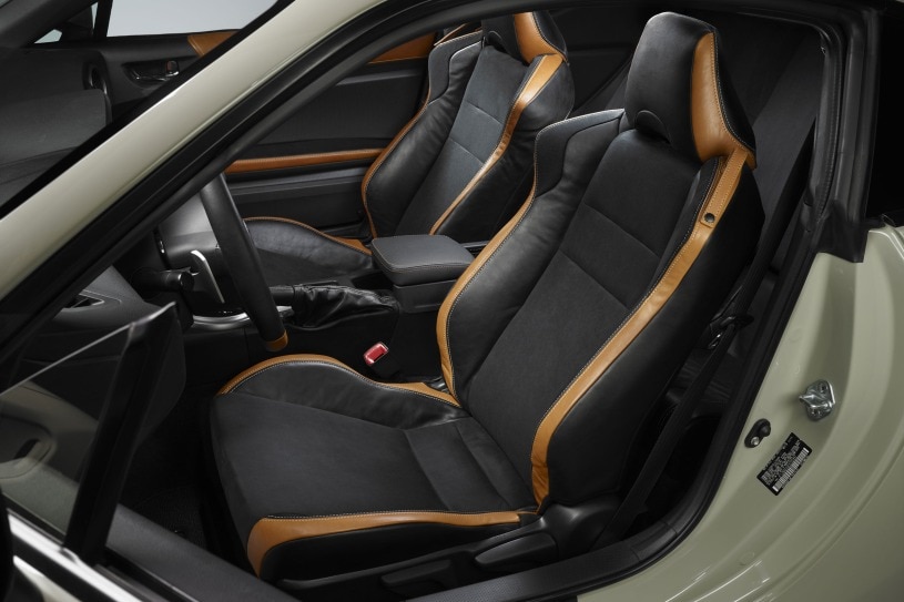 2016 Scion FR-S Pictures - 28 Photos | Edmunds