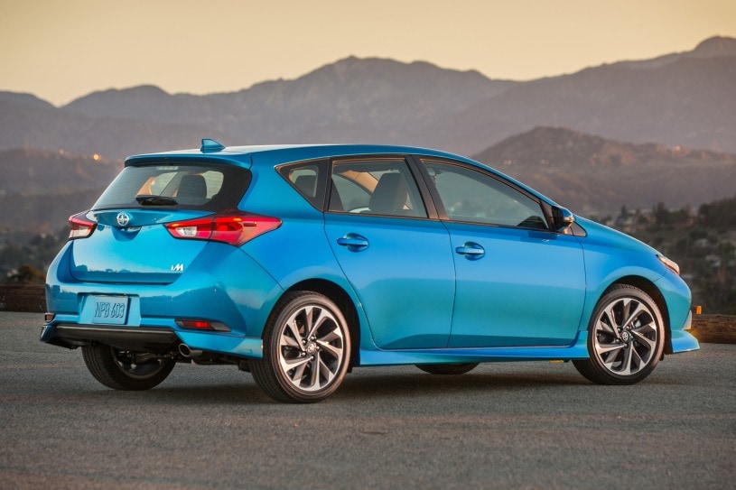 2016 Scion iM Pictures - 45 Photos | Edmunds