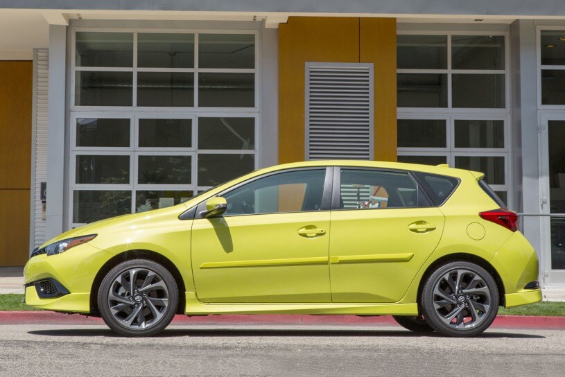 2016 Scion iM Pictures - 45 Photos | Edmunds