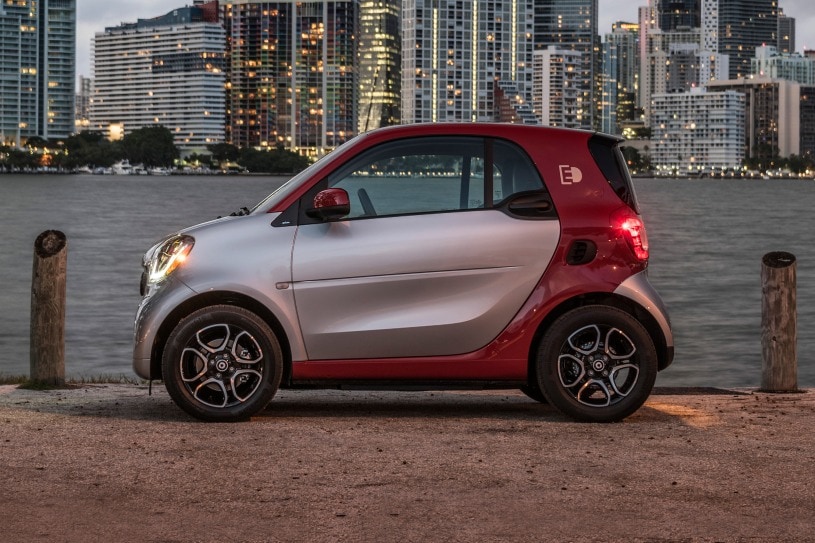 2018 smart fortwo Pictures - 100 Photos | Edmunds