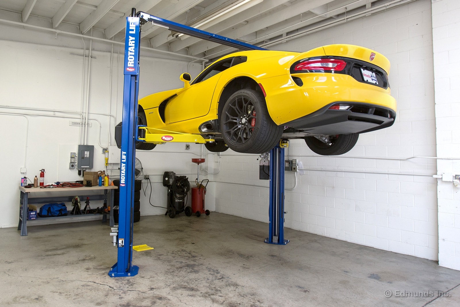 2013 SRT Viper GTS Suspension Walkaround